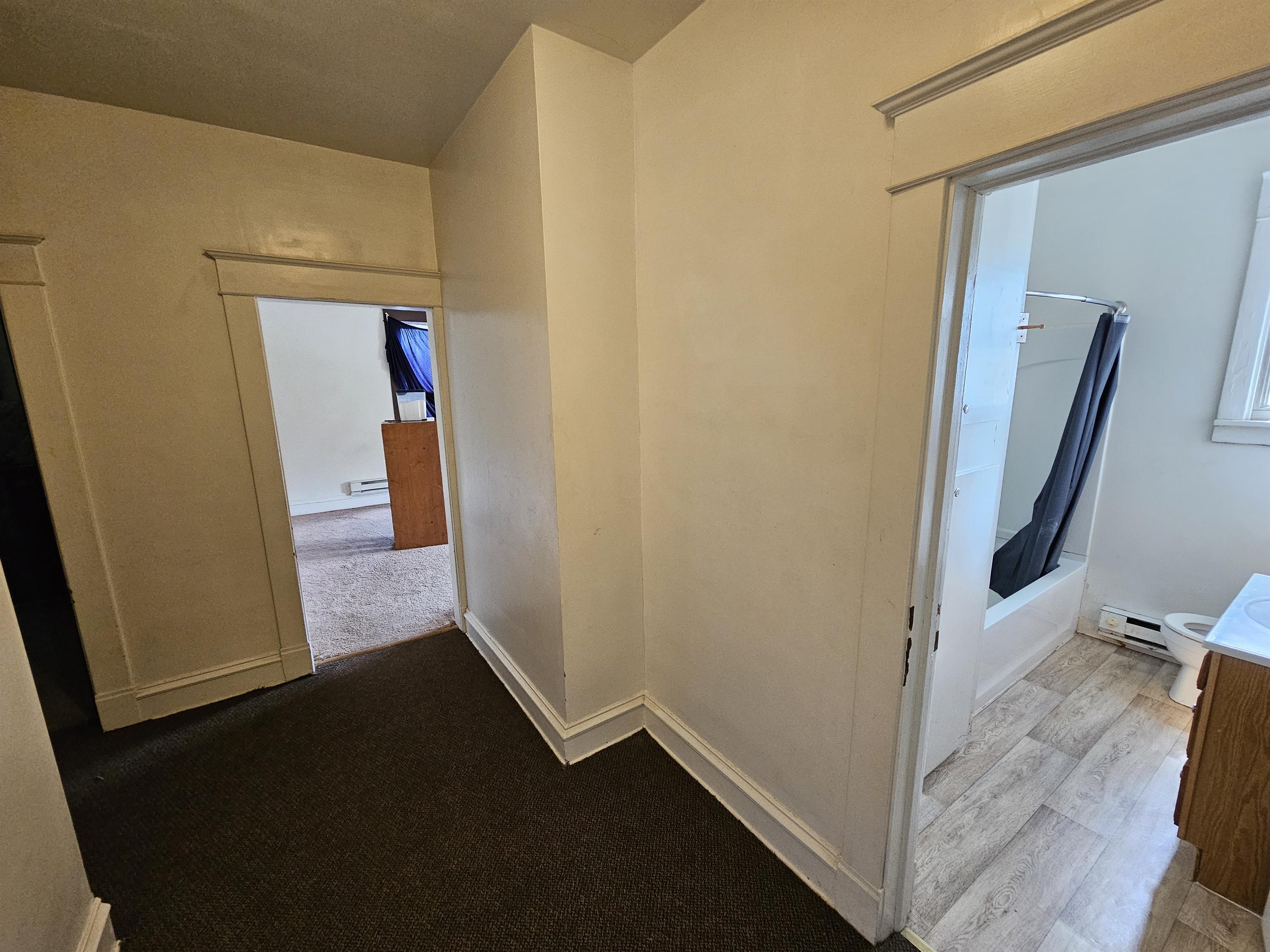 Home [midwestpropman.managebuilding.com]